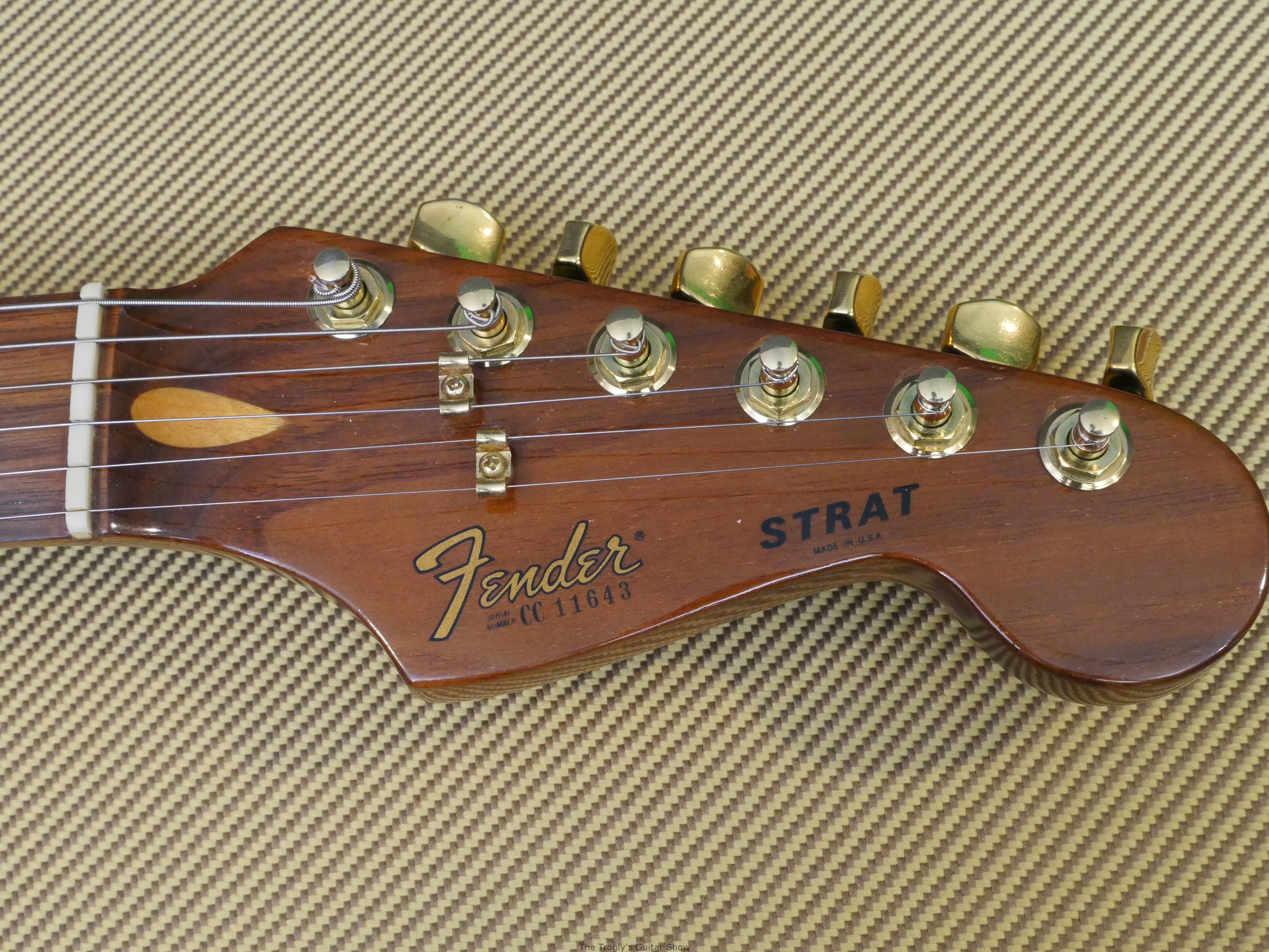 1982 Fender “The Strat” Walnut – The Trogly's Guitar Show
